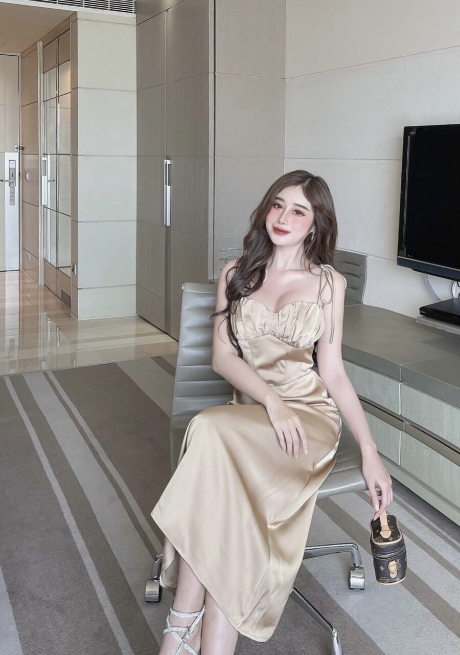 Mia Retro - Three See Studio